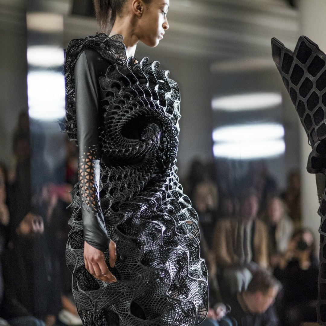 Fashion and technology: new trends – BE OPEN BLOG