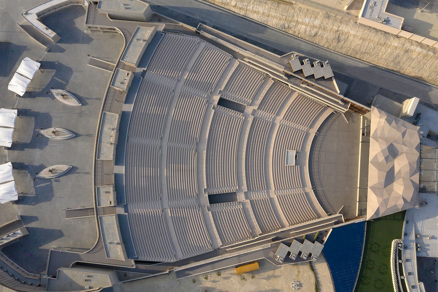 Modern Amphitheatres – BE OPEN BLOG